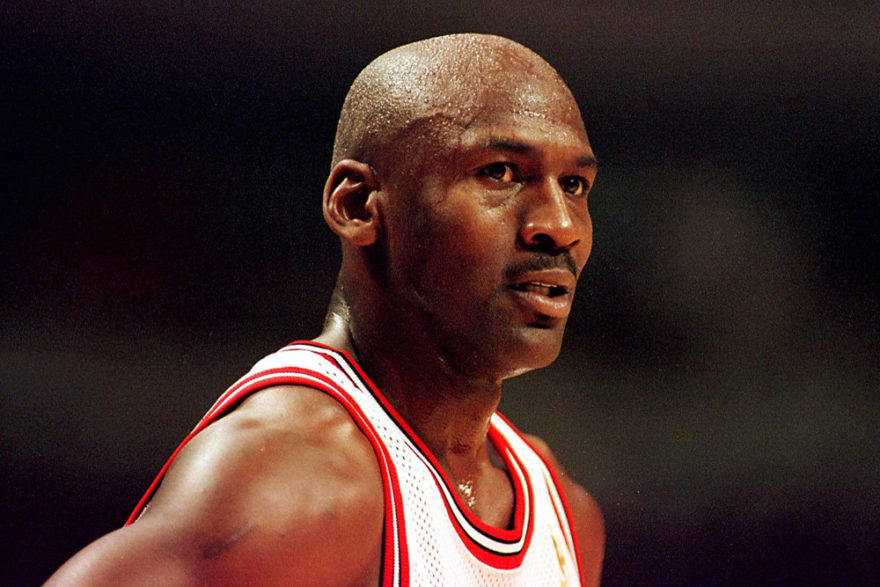 Jeremy Roenick shares legendary Michael Jordan gambling story